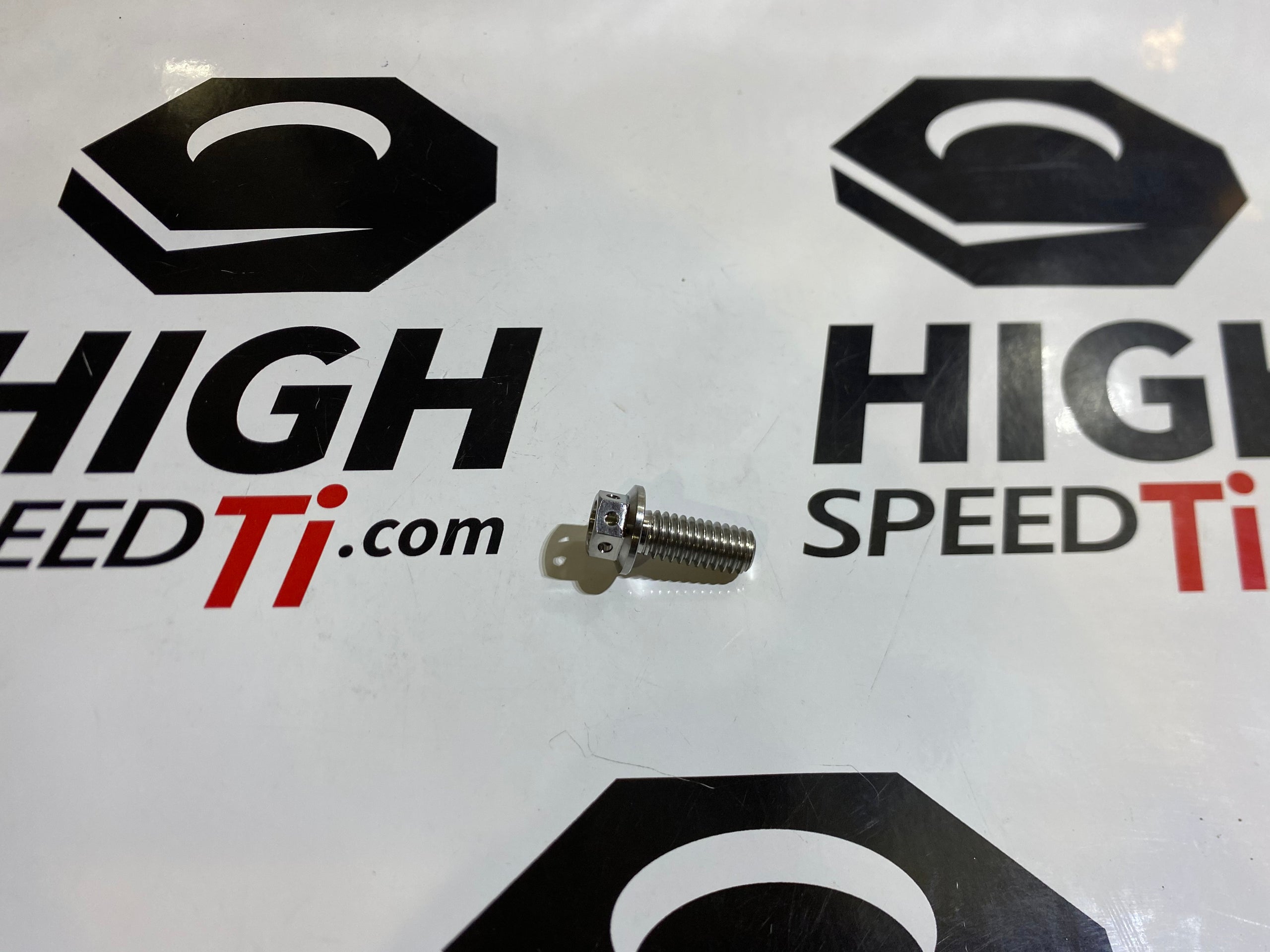 Rear inboard Rotor Drilled Bolt: | High Speed Ti